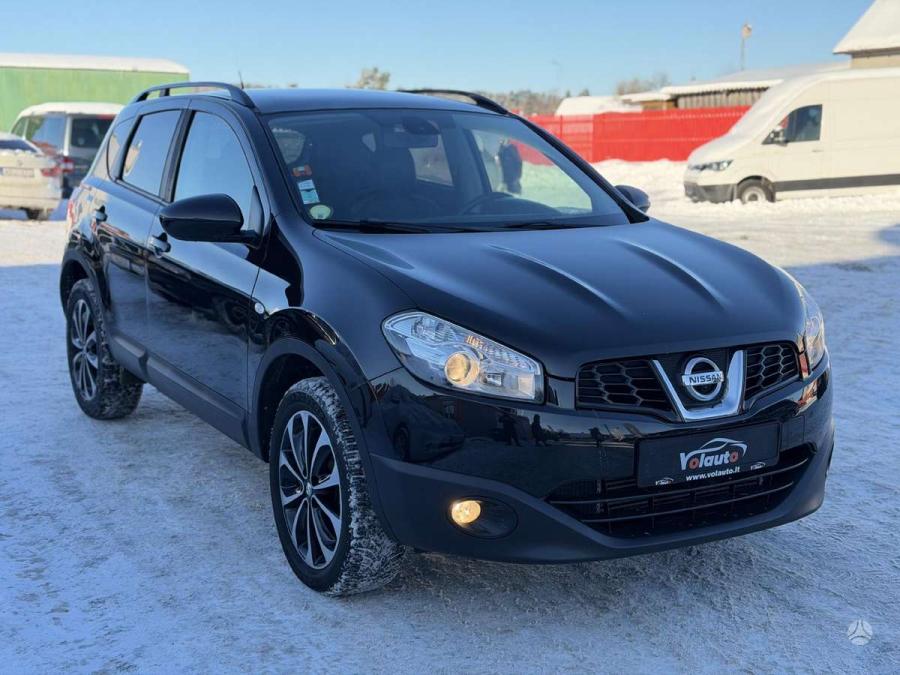 Melns Nissan Qashqai 2013 Viļņa, ar dzinēja tilpumu 1.60 L un nobraukumu 274 tūkst. km par 5500 €, foto 3 vietnē AUTOMOTO.COM.LV