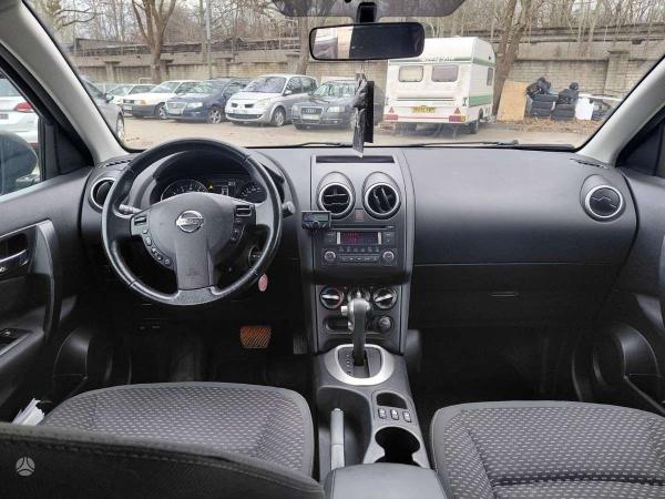 Melns Nissan Qashqai 2013 Klaipėda, ar dzinēja tilpumu 1.60 L un nobraukumu 199 tūkst. km par 5200 €, foto 8 vietnē AUTOMOTO.COM.LV