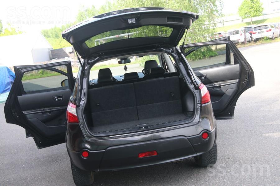 Melns Nissan Qashqai 2013 Rīga, ar dzinēja tilpumu 1.60 L un nobraukumu 0 tūkst. km par 6990 €, foto 8 vietnē AUTOMOTO.COM.LV