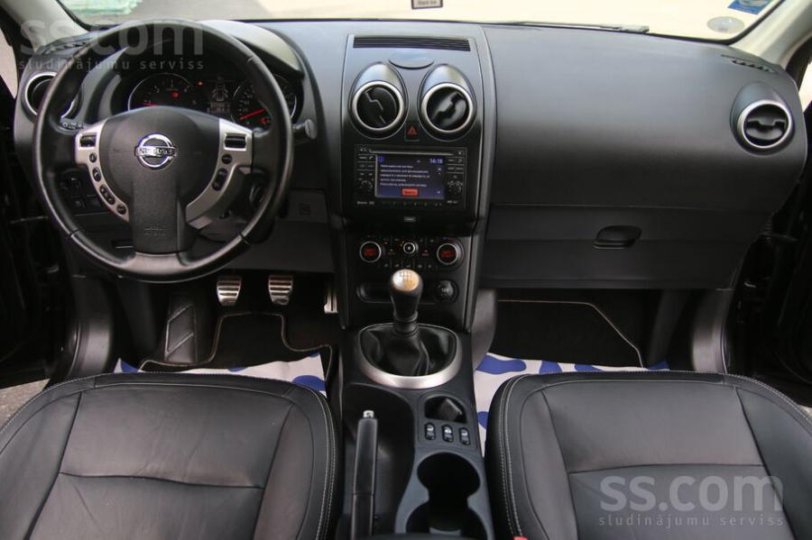 Melns Nissan Qashqai 2013 Rīga, ar dzinēja tilpumu 1.60 L un nobraukumu 0 tūkst. km par 6990 €, foto 13 vietnē AUTOMOTO.COM.LV