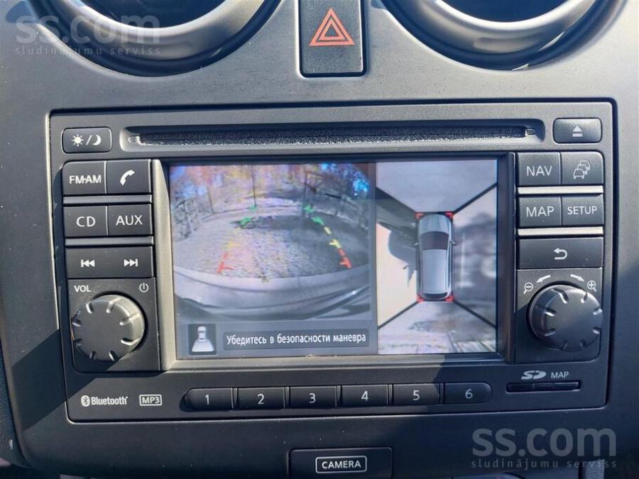 Black Nissan Qashqai 2013 in Daugavpils, with an engine capacity of 1.60 L and mileage of 226 thousand km for 5800 €, photo 12 on AUTOMOTO.COM.LV