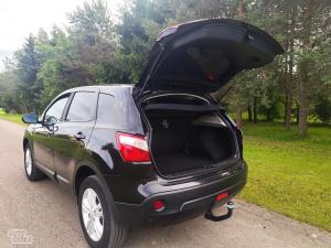 Black Nissan Qashqai 2013 in Mazeikiai, with an engine capacity of 1.60 L and mileage of 185 thousand km for 6300 €, photo 11 on AUTOMOTO.COM.LV