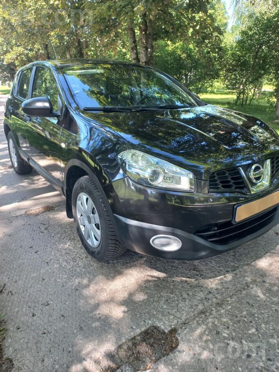 Melns Nissan Qashqai 2013 Dobele, ar dzinēja tilpumu 1.50 L un nobraukumu 235 tūkst. km par 4500 €, foto 3 vietnē AUTOMOTO.COM.LV