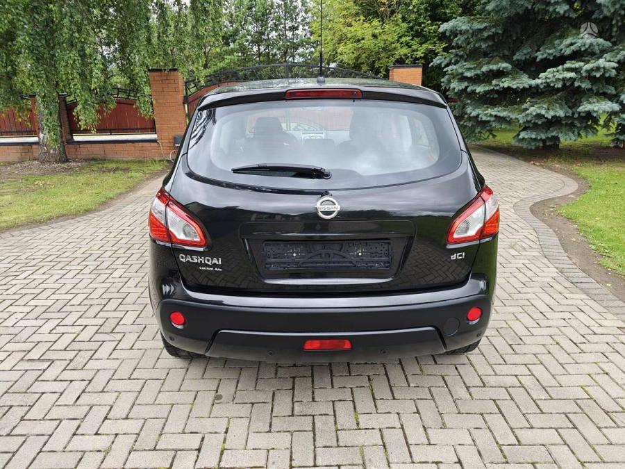 Melns Nissan Qashqai 2013 Šauļi, ar dzinēja tilpumu 1.46 L un nobraukumu 257 tūkst. km par 4950 €, foto 8 vietnē AUTOMOTO.COM.LV