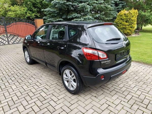 Melns Nissan Qashqai 2013 Šauļi, ar dzinēja tilpumu 1.46 L un nobraukumu 257 tūkst. km par 4950 €, foto 8 vietnē AUTOMOTO.COM.LV