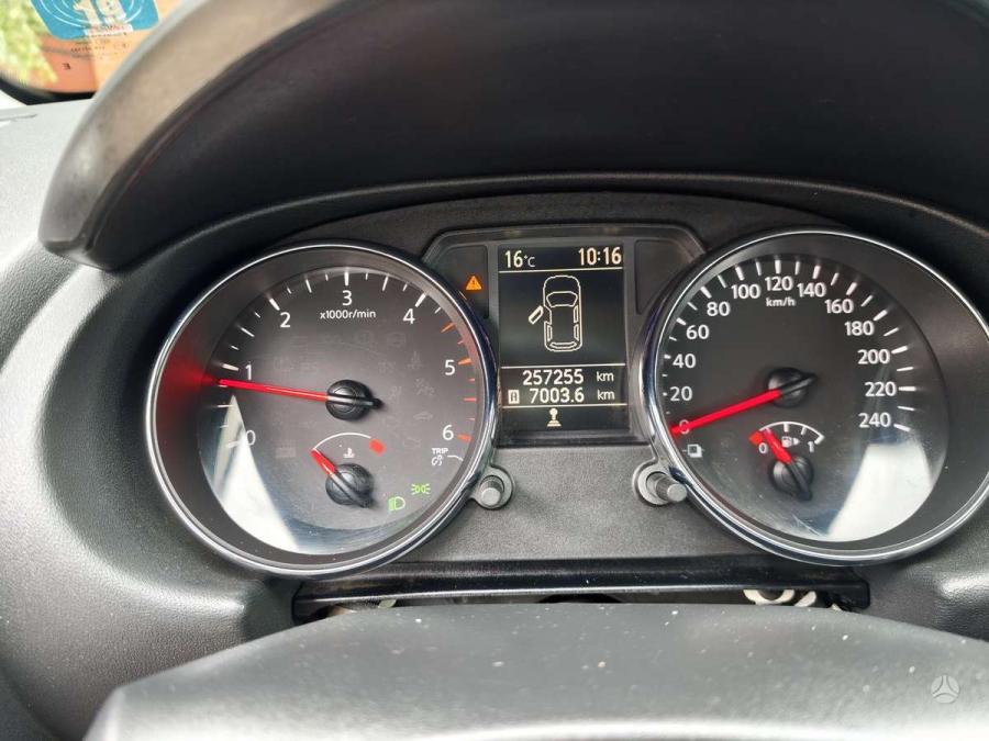 Melns Nissan Qashqai 2013 Šauļi, ar dzinēja tilpumu 1.46 L un nobraukumu 257 tūkst. km par 4950 €, foto 20 vietnē AUTOMOTO.COM.LV