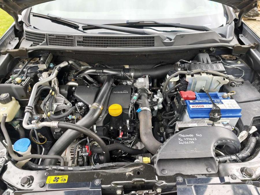 Melns Nissan Qashqai 2013 Šauļi, ar dzinēja tilpumu 1.46 L un nobraukumu 257 tūkst. km par 4950 €, foto 24 vietnē AUTOMOTO.COM.LV