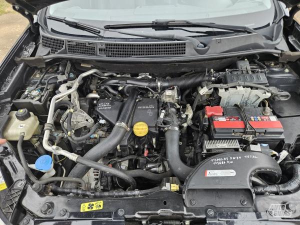 Black Nissan Qashqai 2013 in Alytus, with an engine capacity of 1.50 L and mileage of 146 thousand km for 5200 €, photo 9 on AUTOMOTO.COM.LV