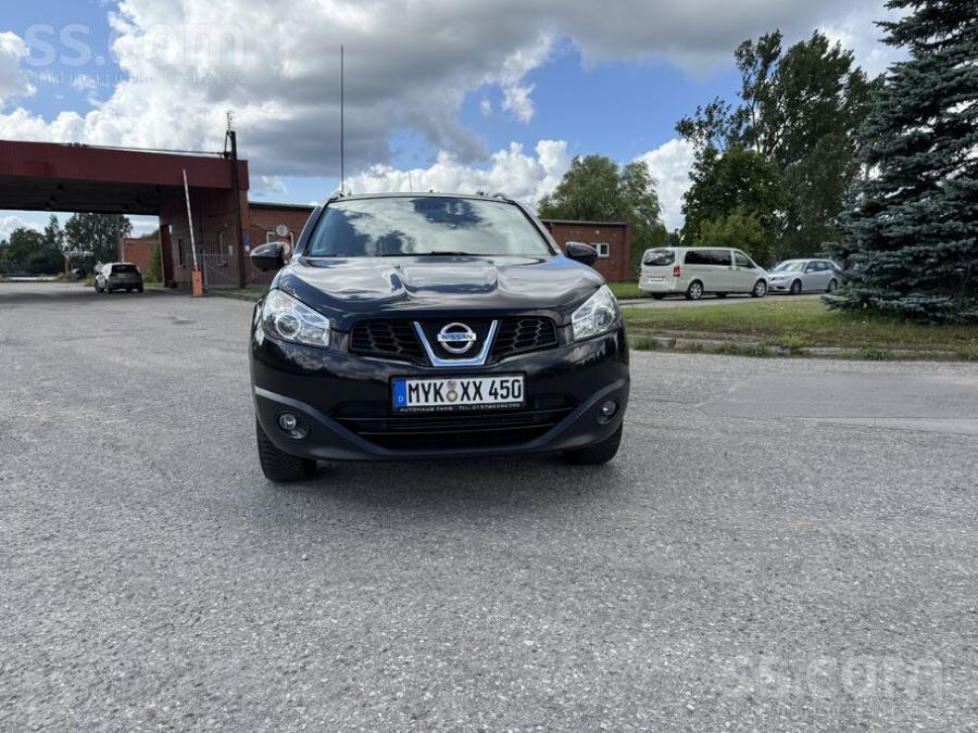 Melns Nissan Qashqai 2013 Cēsis, ar dzinēja tilpumu 1.60 L un nobraukumu 0 tūkst. km par 7900 €, foto 5 vietnē AUTOMOTO.COM.LV