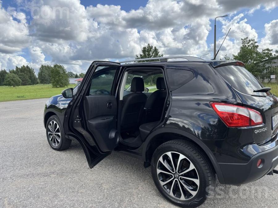 Melns Nissan Qashqai 2013 Cēsis, ar dzinēja tilpumu 1.60 L un nobraukumu 0 tūkst. km par 7900 €, foto 12 vietnē AUTOMOTO.COM.LV