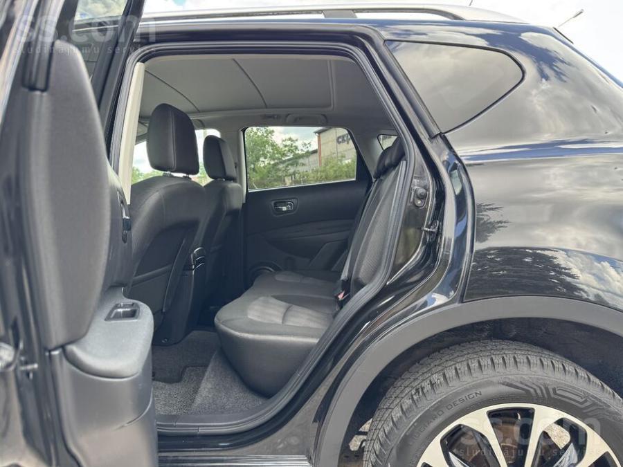 Melns Nissan Qashqai 2013 Cēsis, ar dzinēja tilpumu 1.60 L un nobraukumu 0 tūkst. km par 7900 €, foto 13 vietnē AUTOMOTO.COM.LV