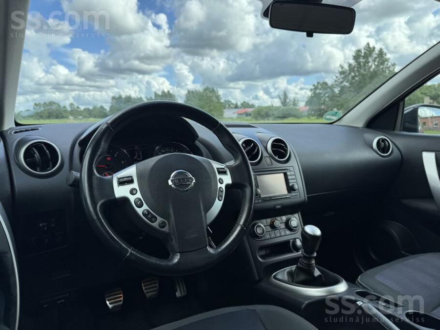 Melns Nissan Qashqai 2013 Cēsis, ar dzinēja tilpumu 1.60 L un nobraukumu 0 tūkst. km par 7900 €, foto 14 vietnē AUTOMOTO.COM.LV