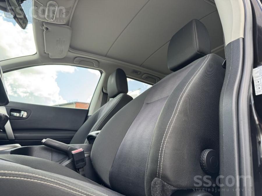 Melns Nissan Qashqai 2013 Cēsis, ar dzinēja tilpumu 1.60 L un nobraukumu 0 tūkst. km par 7900 €, foto 24 vietnē AUTOMOTO.COM.LV
