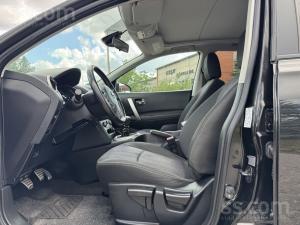 Melns Nissan Qashqai 2013 Cēsis, ar dzinēja tilpumu 1.60 L un nobraukumu 0 tūkst. km par 7900 €, foto 25 vietnē AUTOMOTO.COM.LV