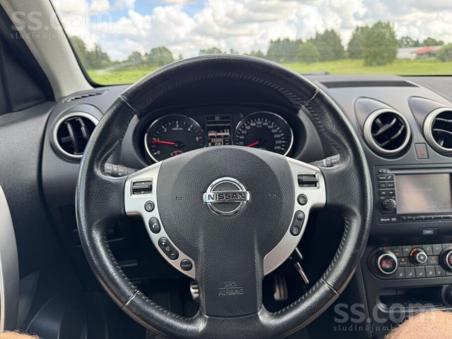 Melns Nissan Qashqai 2013 Cēsis, ar dzinēja tilpumu 1.60 L un nobraukumu 0 tūkst. km par 7900 €, foto 27 vietnē AUTOMOTO.COM.LV