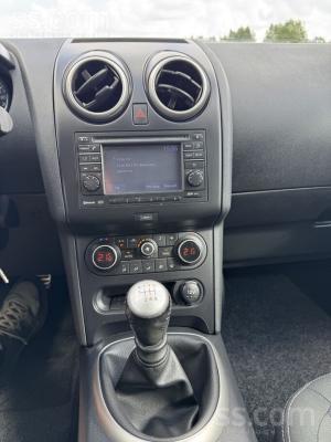 Melns Nissan Qashqai 2013 Cēsis, ar dzinēja tilpumu 1.60 L un nobraukumu 0 tūkst. km par 7900 €, foto 30 vietnē AUTOMOTO.COM.LV