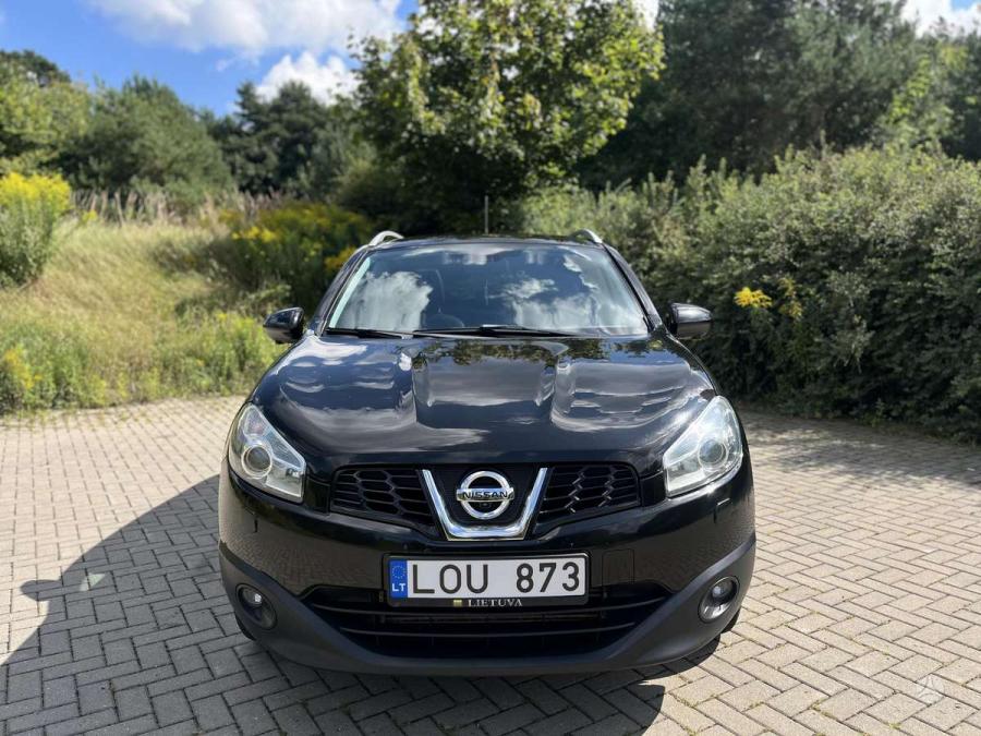 Melns Nissan Qashqai 2013 Viļņa, ar dzinēja tilpumu 1.60 L un nobraukumu 221 tūkst. km par 4900 €, foto 3 vietnē AUTOMOTO.COM.LV