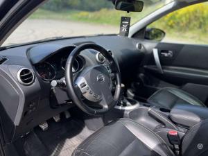 Melns Nissan Qashqai 2013 Viļņa, ar dzinēja tilpumu 1.60 L un nobraukumu 221 tūkst. km par 4900 €, foto 10 vietnē AUTOMOTO.COM.LV
