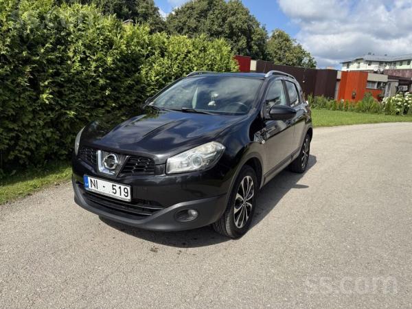 Nissan Qashqai 2013 Rīga vietnē Melns Nissan Qashqai 2013 Rīga, ar dzinēja tilpumu 1.60 L un nobraukumu 290 tūkst. km par 3800 €, foto 8 vietnē AUTOMOTO.COM.LV