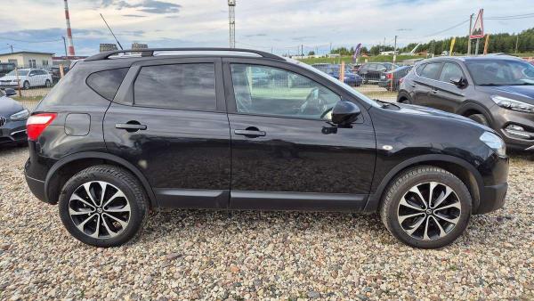 Nissan Qashqai 2013 Viļņa vietnē Melns Nissan Qashqai 2013 Viļņa, ar dzinēja tilpumu 1.46 L un nobraukumu 280 tūkst. km par 5500 €, foto 5 vietnē AUTOMOTO.COM.LV