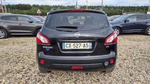 Black Nissan Qashqai 2013 in Vilnius, with an engine capacity of 1.46 L and mileage of 280 thousand km for 5500 €, photo 7 on AUTOMOTO.COM.LV