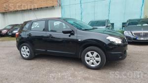 Melns Nissan Qashqai 2013 Daugavpils, ar dzinēja tilpumu 1.60 L un nobraukumu 0 tūkst. km par 7100 €, foto 5 vietnē AUTOMOTO.COM.LV