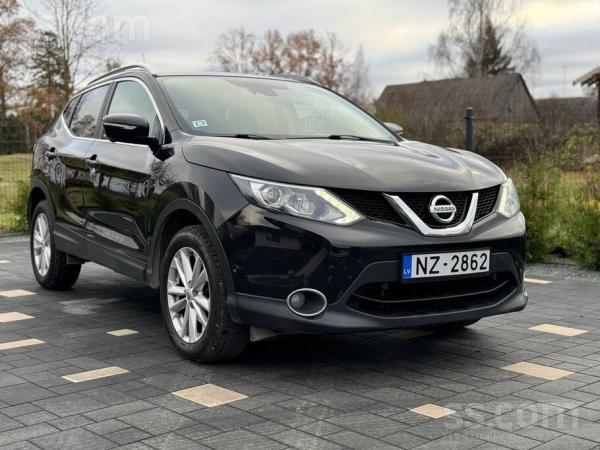 Black Nissan Qashqai 2014 in Jelgava, with an engine capacity of 1.20 L and mileage of 153 thousand km for 10000 €, photo 7 on AUTOMOTO.COM.LV