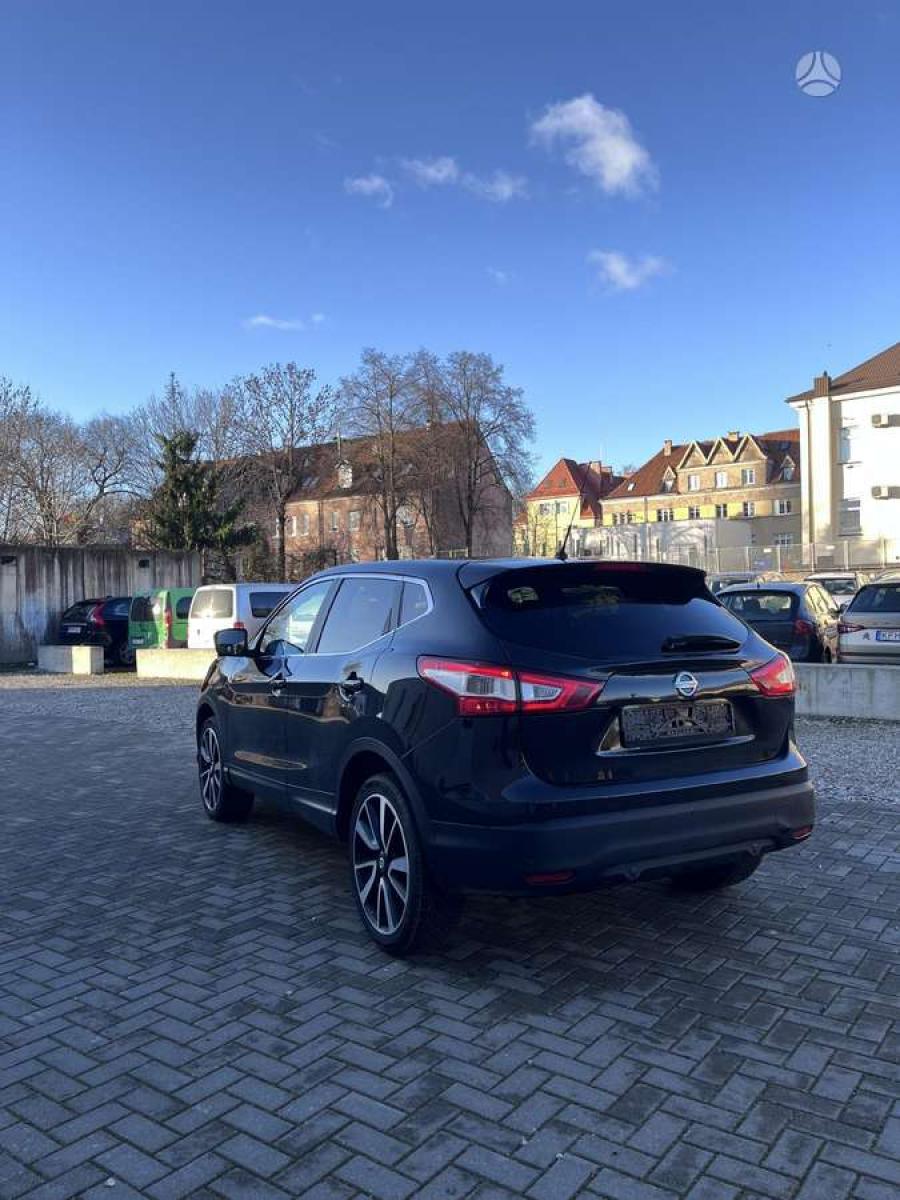 Melns Nissan Qashqai 2014 Klaipėda, ar dzinēja tilpumu 1.60 L un nobraukumu 146 tūkst. km par 11200 €, foto 5 vietnē AUTOMOTO.COM.LV