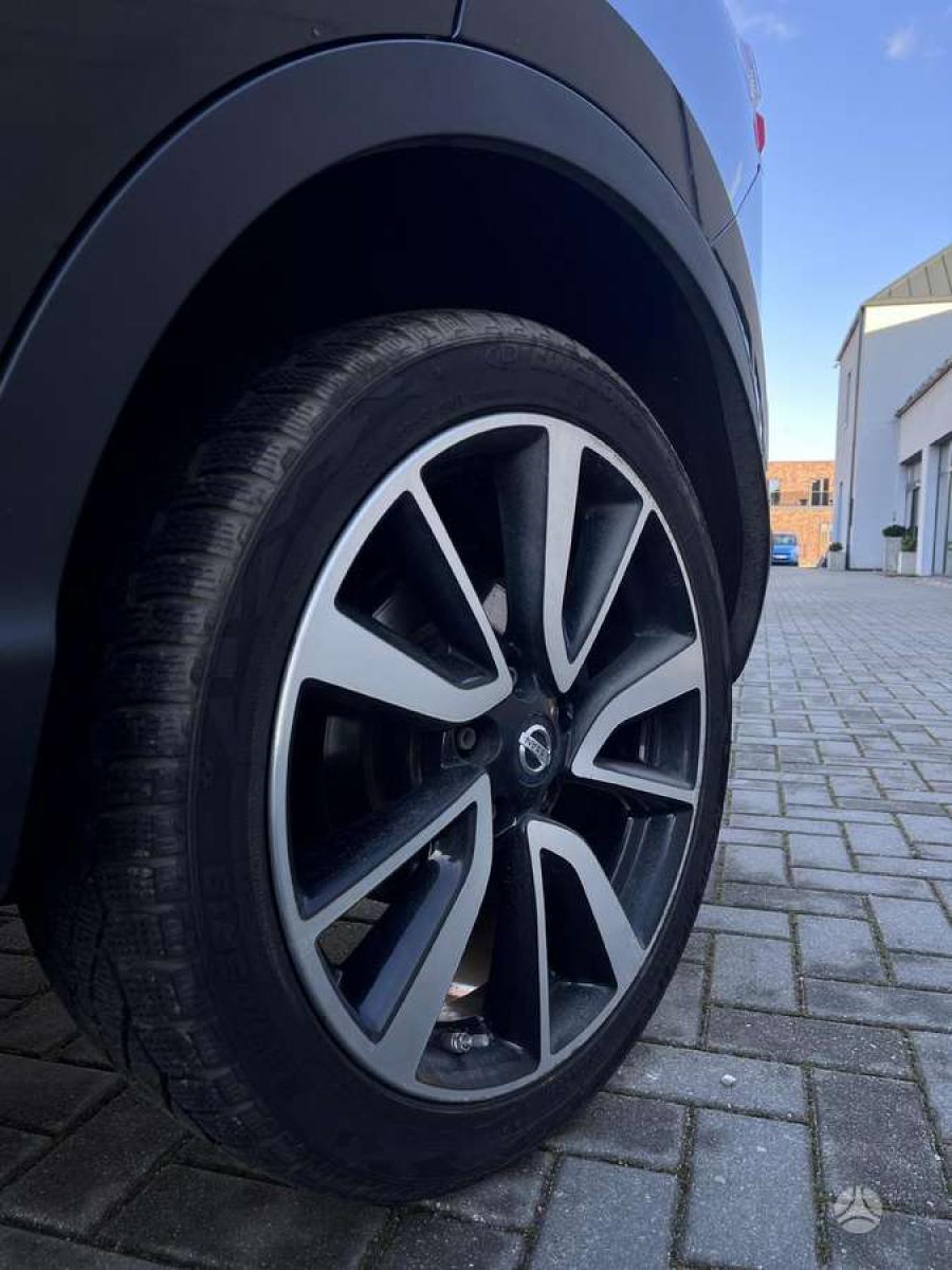 Melns Nissan Qashqai 2014 Klaipėda, ar dzinēja tilpumu 1.60 L un nobraukumu 146 tūkst. km par 11200 €, foto 8 vietnē AUTOMOTO.COM.LV