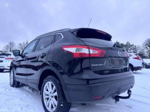 Melns Nissan Qashqai 2014 Alīta, ar dzinēja tilpumu 1.46 L un nobraukumu 244 tūkst. km par 9950 €, foto 9 vietnē AUTOMOTO.COM.LV