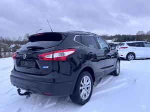 Melns Nissan Qashqai 2014 Alīta, ar dzinēja tilpumu 1.46 L un nobraukumu 244 tūkst. km par 9950 €, foto 10 vietnē AUTOMOTO.COM.LV