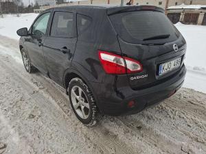 Melns Nissan Qashqai 2014 Utena, ar dzinēja tilpumu 2.00 L un nobraukumu 176 tūkst. km par 9000 €, foto 2 vietnē AUTOMOTO.COM.LV