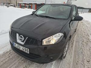 Melns Nissan Qashqai 2014 Utena, ar dzinēja tilpumu 2.00 L un nobraukumu 176 tūkst. km par 9000 €, foto 5 vietnē AUTOMOTO.COM.LV
