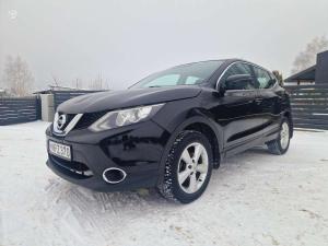 Melns Nissan Qashqai 2014 Alīta, ar dzinēja tilpumu 1.46 L un nobraukumu 177 tūkst. km par 5500 €, foto  vietnē AUTOMOTO.COM.LV