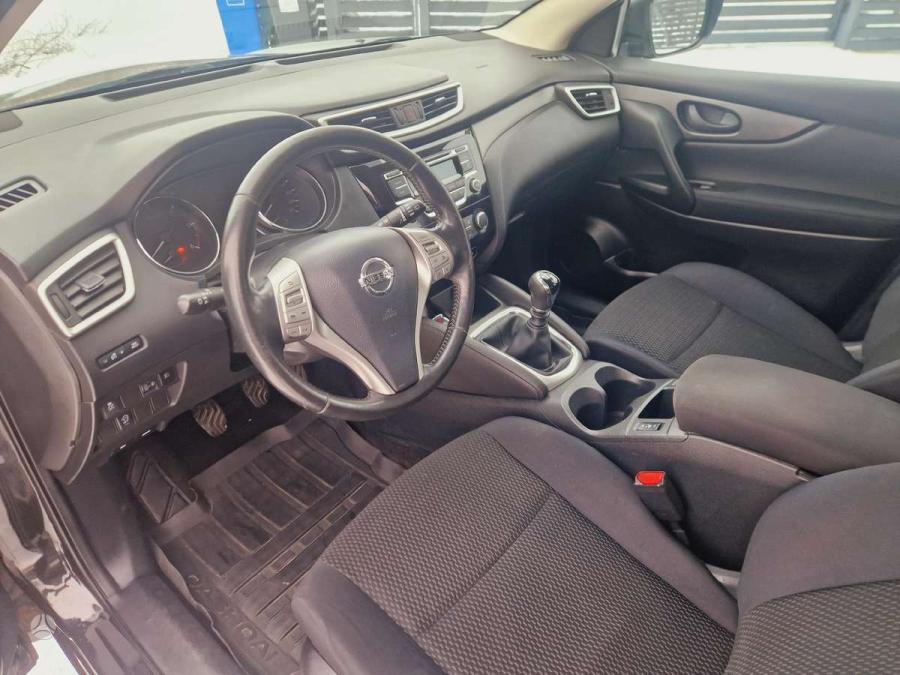 Melns Nissan Qashqai 2014 Alīta, ar dzinēja tilpumu 1.46 L un nobraukumu 177 tūkst. km par 5500 €, foto 7 vietnē AUTOMOTO.COM.LV