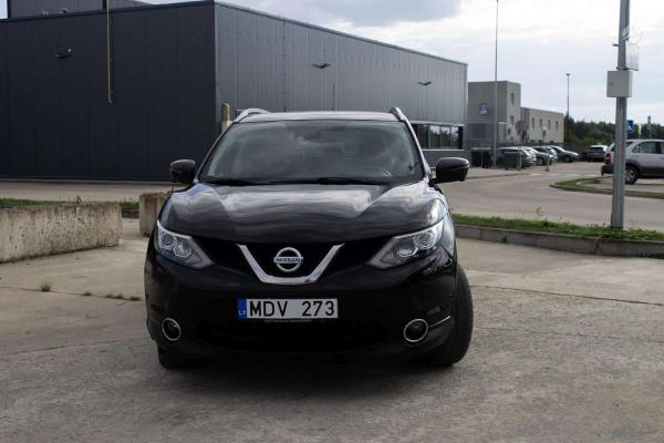 Melns Nissan Qashqai 2014 Šauļi, ar dzinēja tilpumu 1.60 L un nobraukumu 320 tūkst. km par 7850 €, foto 2 vietnē AUTOMOTO.COM.LV