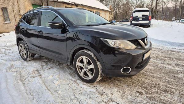 Melns Nissan Qashqai 2014 Kauņa, ar dzinēja tilpumu 1.60 L un nobraukumu 265 tūkst. km par 7800 €, foto 3 vietnē AUTOMOTO.COM.LV