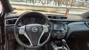 Black Nissan Qashqai 2014 in Kaunas, with an engine capacity of 1.60 L and mileage of 265 thousand km for 7800 €, photo 9 on AUTOMOTO.COM.LV