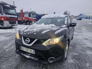 Melns Nissan Qashqai 2014 Tauragė, ar dzinēja tilpumu 1.60 L un nobraukumu 265 tūkst. km par 8000 €, foto  vietnē AUTOMOTO.COM.LV