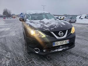 Melns Nissan Qashqai 2014 Tauragė, ar dzinēja tilpumu 1.60 L un nobraukumu 265 tūkst. km par 8000 €, foto 5 vietnē AUTOMOTO.COM.LV