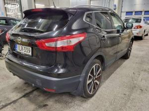 Melns Nissan Qashqai 2014 Alīta, ar dzinēja tilpumu 1.20 L un nobraukumu 174 tūkst. km par 4950 €, foto 4 vietnē AUTOMOTO.COM.LV