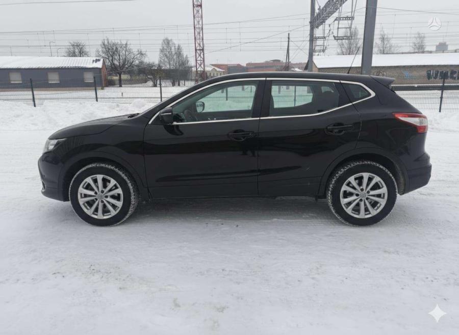 Melns Nissan Qashqai 2014 Šauļi, ar dzinēja tilpumu 1.60 L un nobraukumu 130 tūkst. km par 8500 €, foto 8 vietnē AUTOMOTO.COM.LV