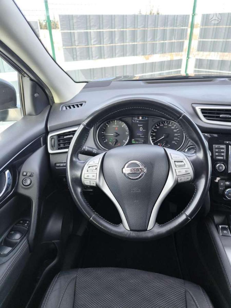 Melns Nissan Qashqai 2014 Vilkaviškis, ar dzinēja tilpumu 1.60 L un nobraukumu 256 tūkst. km par 8500 €, foto 12 vietnē AUTOMOTO.COM.LV