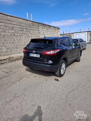 Melns Nissan Qashqai 2014 Panevēža, ar dzinēja tilpumu 1.50 L un nobraukumu 278 tūkst. km par 7550 €, foto 4 vietnē AUTOMOTO.COM.LV