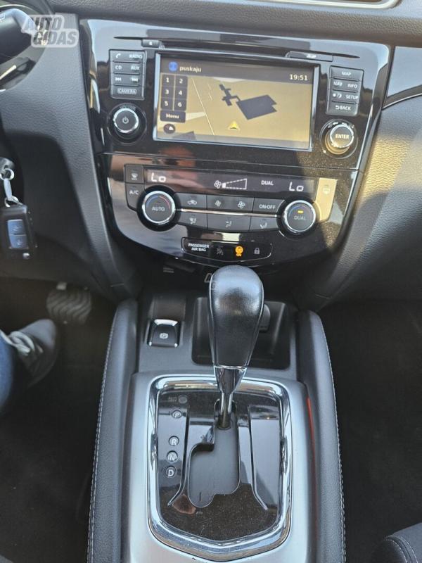 Melns Nissan Qashqai 2014 Panevēža, ar dzinēja tilpumu 1.60 L un nobraukumu 175 tūkst. km par 7300 €, foto 10 vietnē AUTOMOTO.COM.LV
