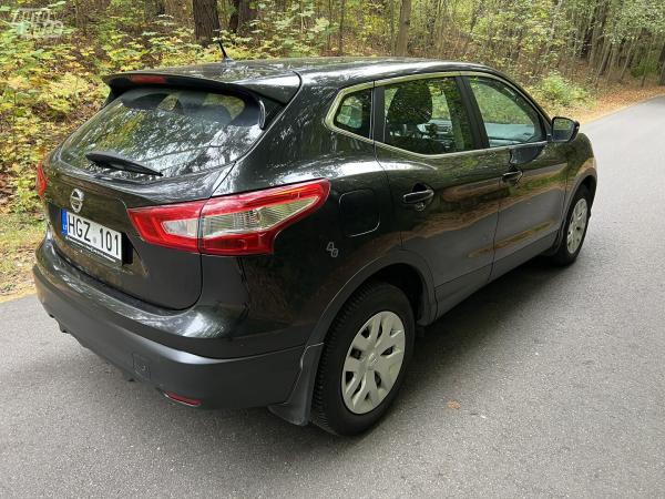 Melns Nissan Qashqai 2014 Viļņa, ar dzinēja tilpumu 1.20 L un nobraukumu 209 tūkst. km par 4900 €, foto 3 vietnē AUTOMOTO.COM.LV