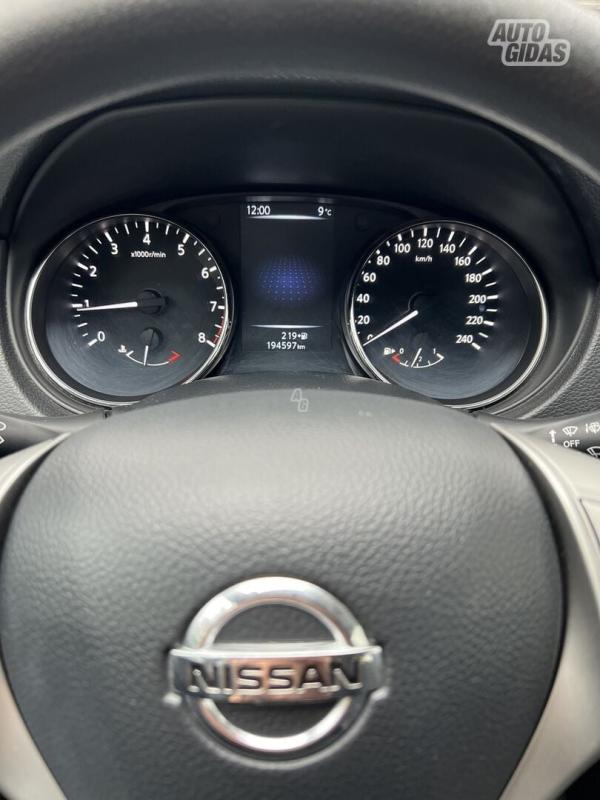 Melns Nissan Qashqai 2014 Viļņa, ar dzinēja tilpumu 1.20 L un nobraukumu 209 tūkst. km par 4900 €, foto 5 vietnē AUTOMOTO.COM.LV