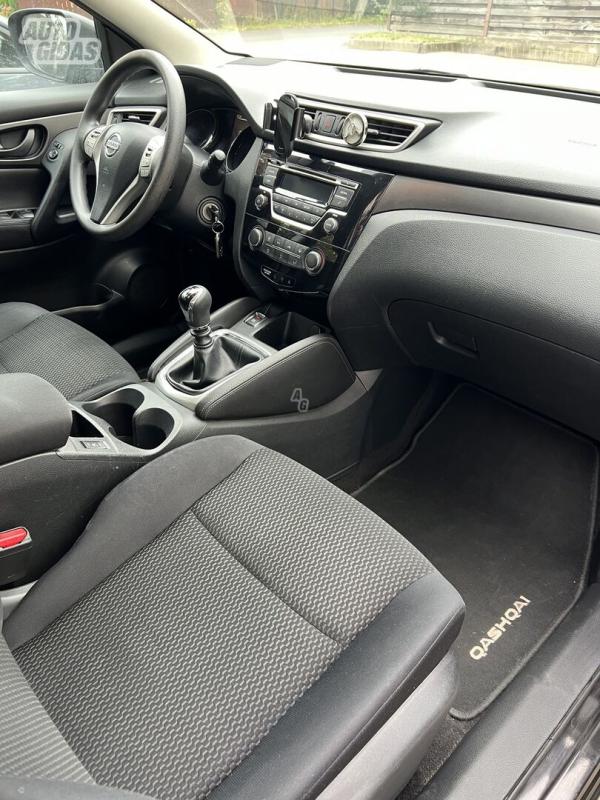 Melns Nissan Qashqai 2014 Viļņa, ar dzinēja tilpumu 1.20 L un nobraukumu 209 tūkst. km par 4900 €, foto 8 vietnē AUTOMOTO.COM.LV