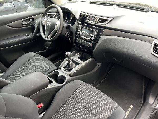 Melns Nissan Qashqai 2014 Viļņa, ar dzinēja tilpumu 1.20 L un nobraukumu 209 tūkst. km par 4900 €, foto 9 vietnē AUTOMOTO.COM.LV