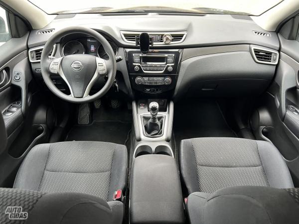 Melns Nissan Qashqai 2014 Viļņa, ar dzinēja tilpumu 1.20 L un nobraukumu 209 tūkst. km par 4900 €, foto 10 vietnē AUTOMOTO.COM.LV